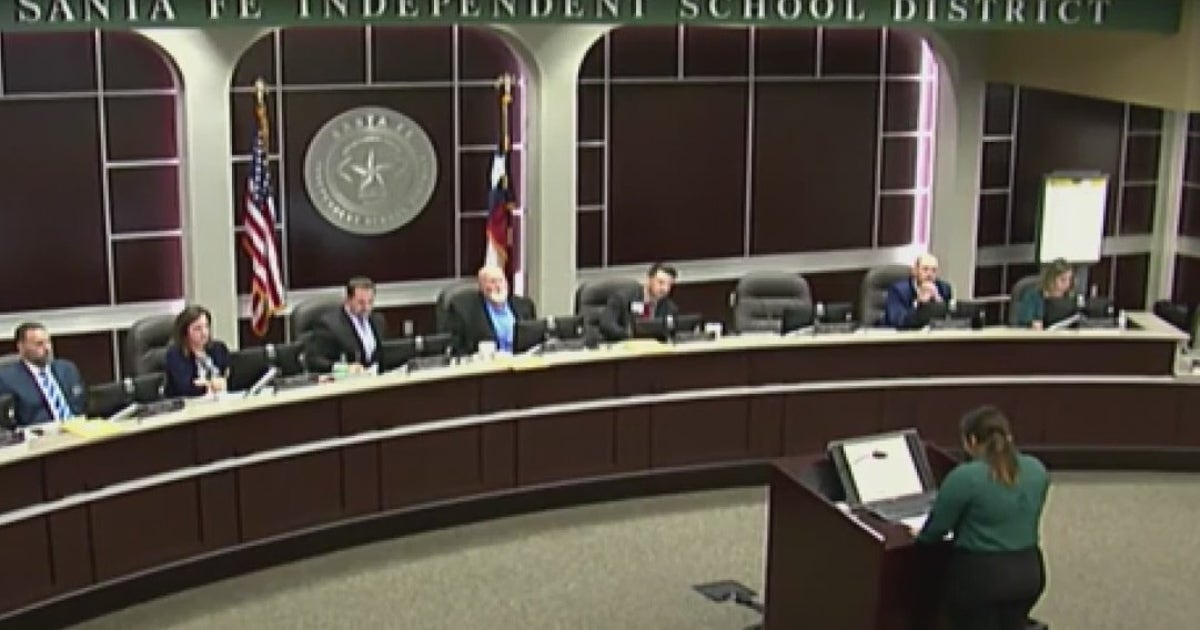 Santa Fe ISD Board votes against memorial built on school grounds to ...