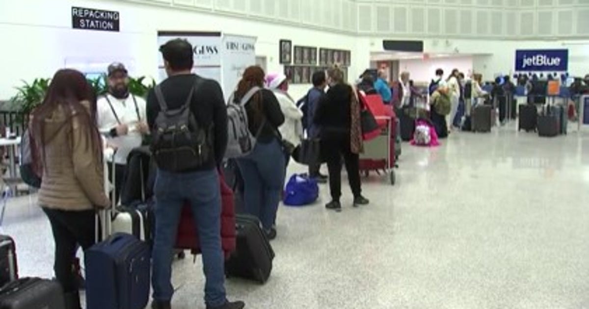 Tips to get rebook flight fast if it gets canceled | FOX 26 Houston