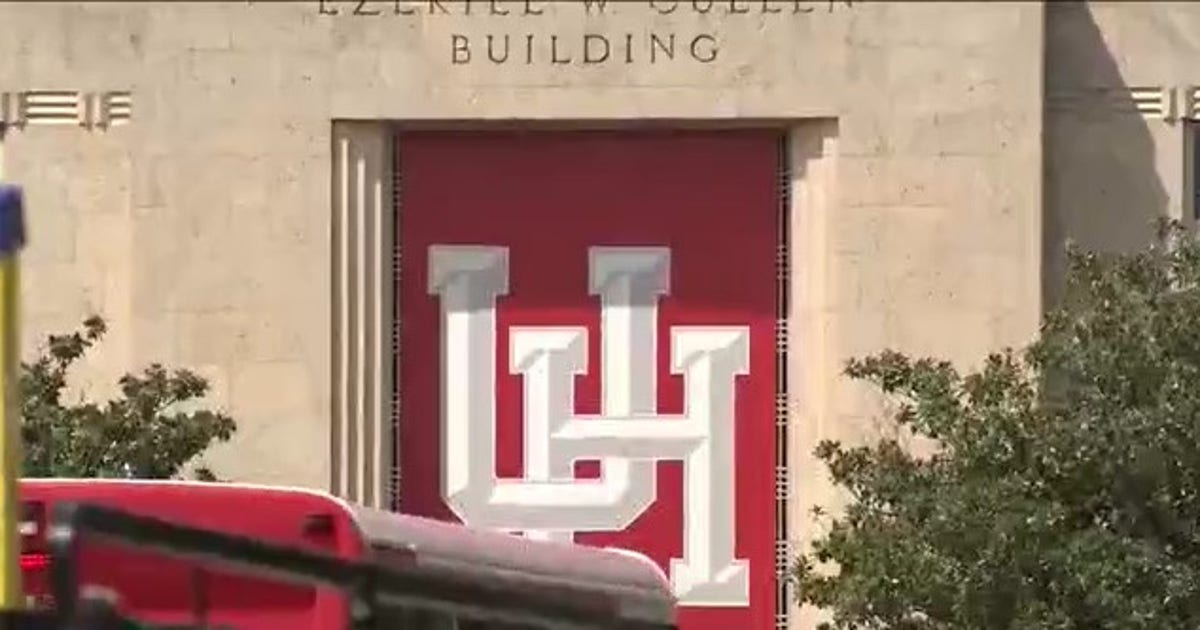 Armed robbery reported on UH campus, suspect demanded CashApp ...