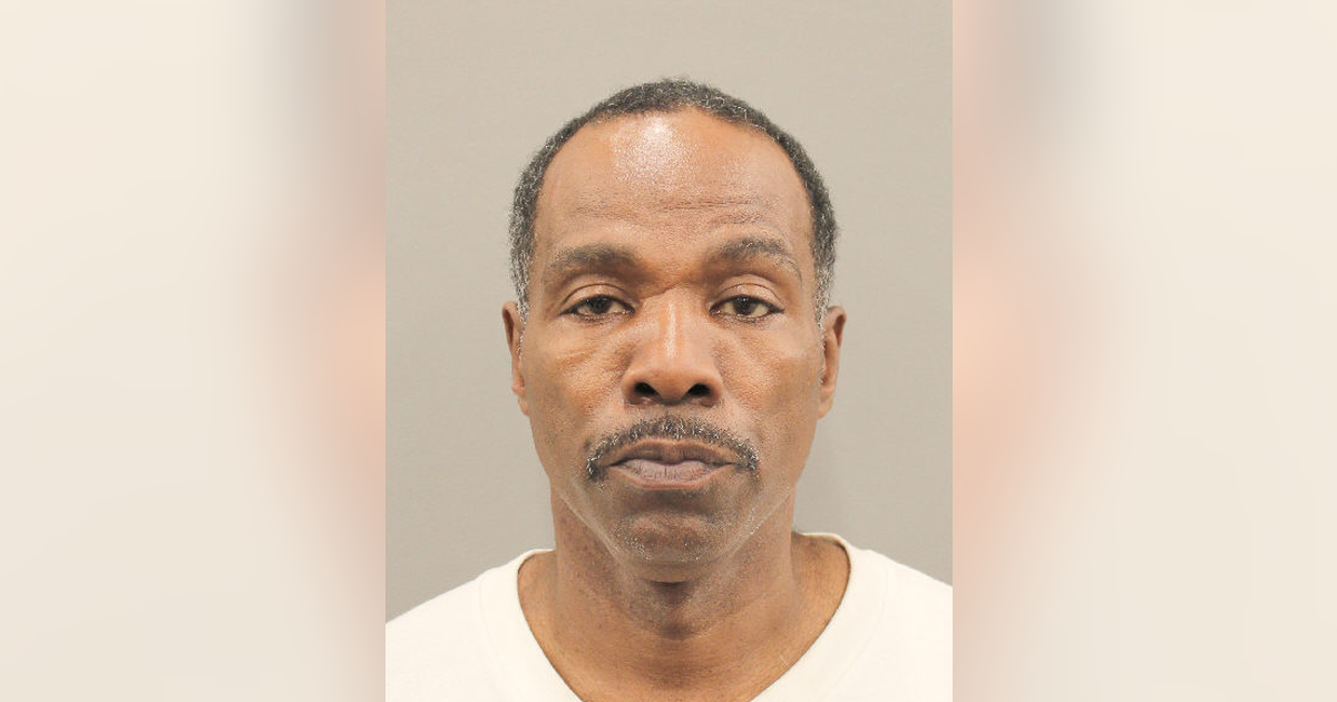Houston crime: Woman found stabbed to death at Sakowitz apartment ...
