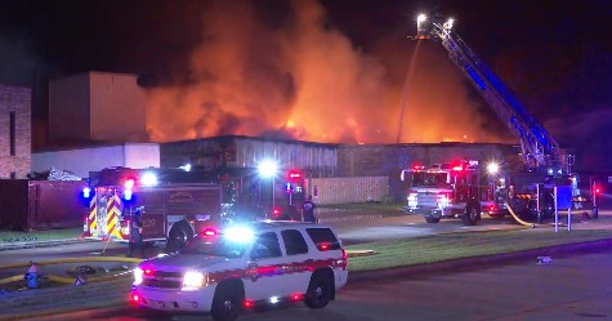 Humble fire: Large fire at plastics manufacturer, multiple agencies on ...