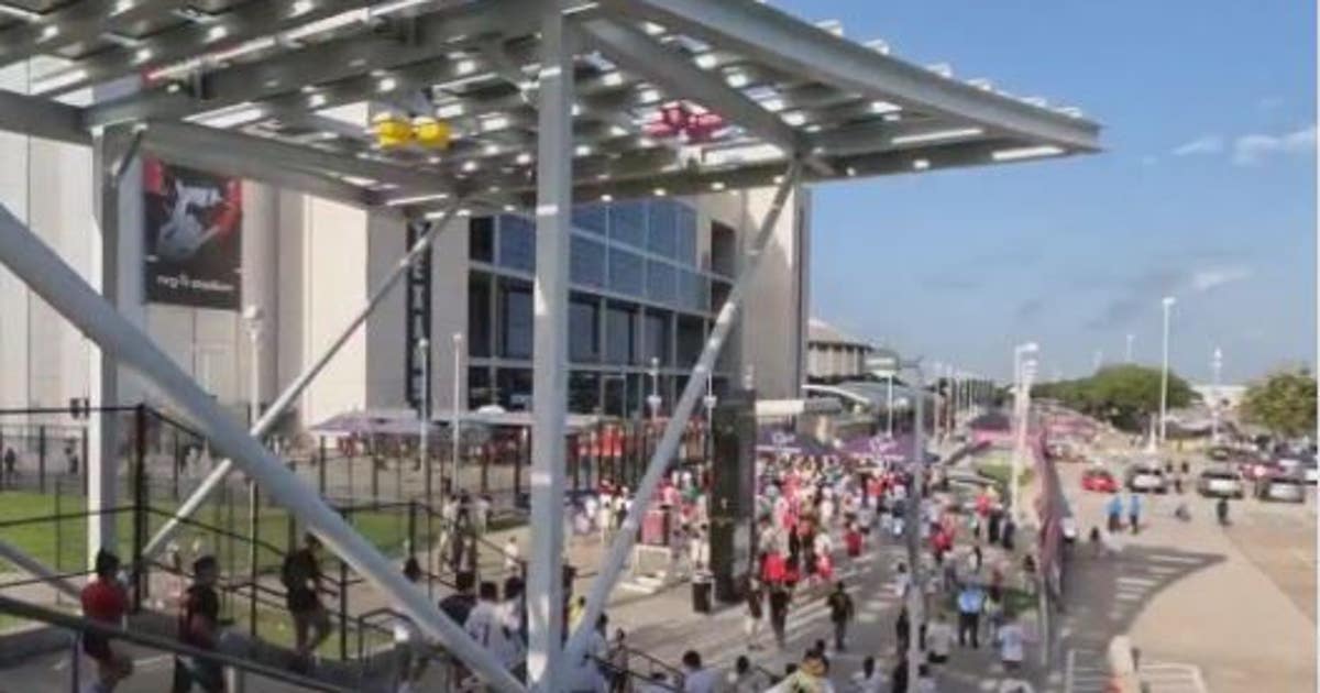 Thousands of soccer fans in Houston for Manchester United vs. Real ...