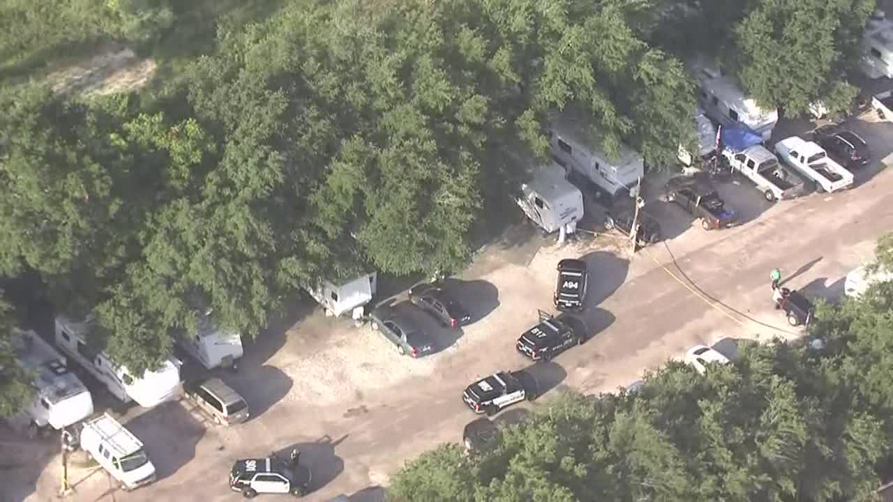 Houston Rv Park Shooting 1 Dead After Allegedly Trying To Enter Womans Trailer Fox 26 Houston 5439