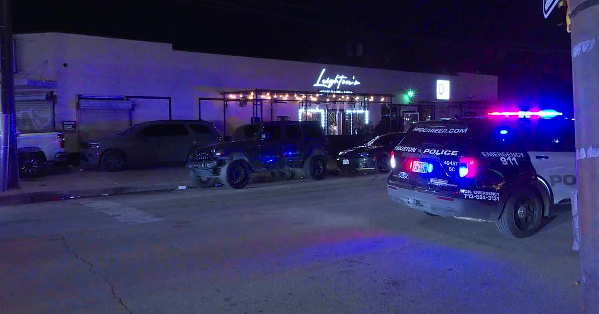 Houston shooting at Leighton’s on Emancipation: 1 dead, shooter at ...