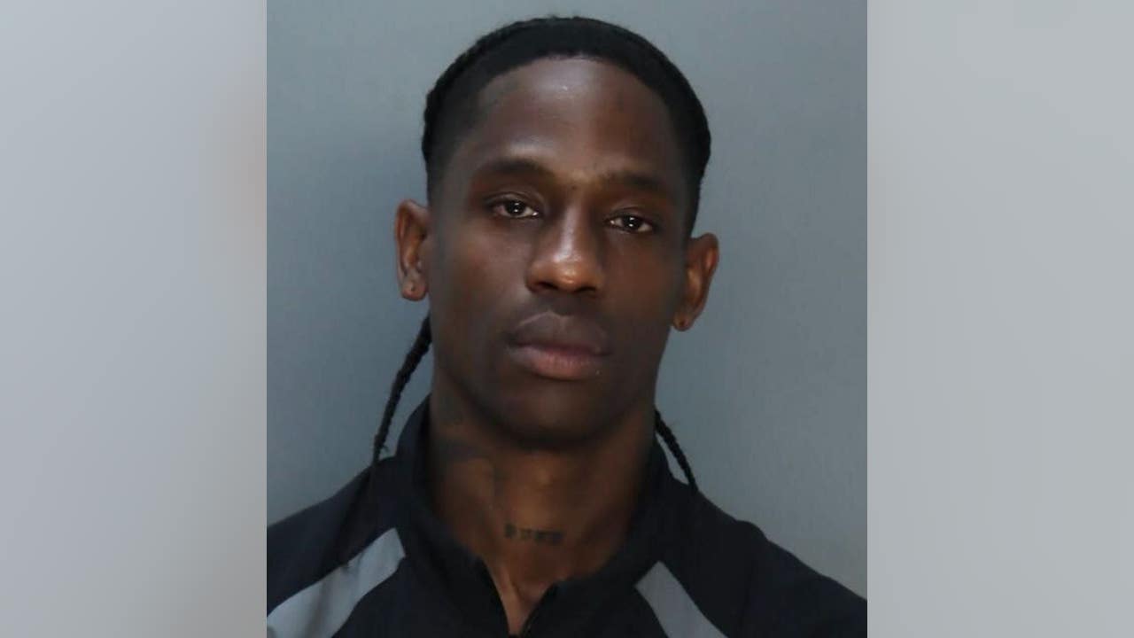 Travis Scott Arrest Trespassing And Disorderly Intoxication In Miami