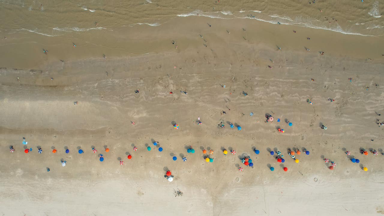 Residents Prepare for Tropical Storm Beryl’s Landfall in Texas | FOX 26 ...