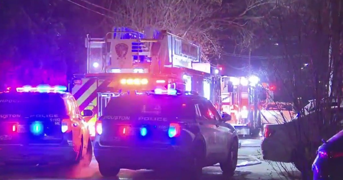 Deadly Houston fire Friday morning on Lila Street | FOX 26 Houston