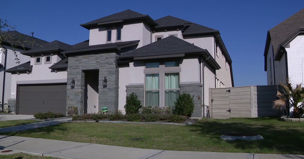 Manvel Homeowners File Suit Against Their Home Builder Claiming Their