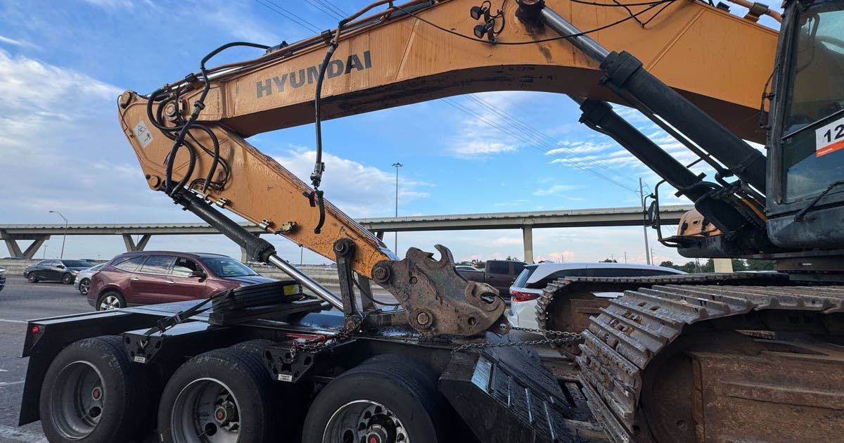 Scary close call: Houston driver injured after semi-truck hits Houston ...