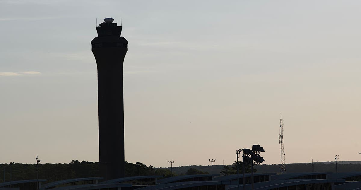 Ground stop issued at Bush Airport due to thunderstorms | FOX 26 Houston