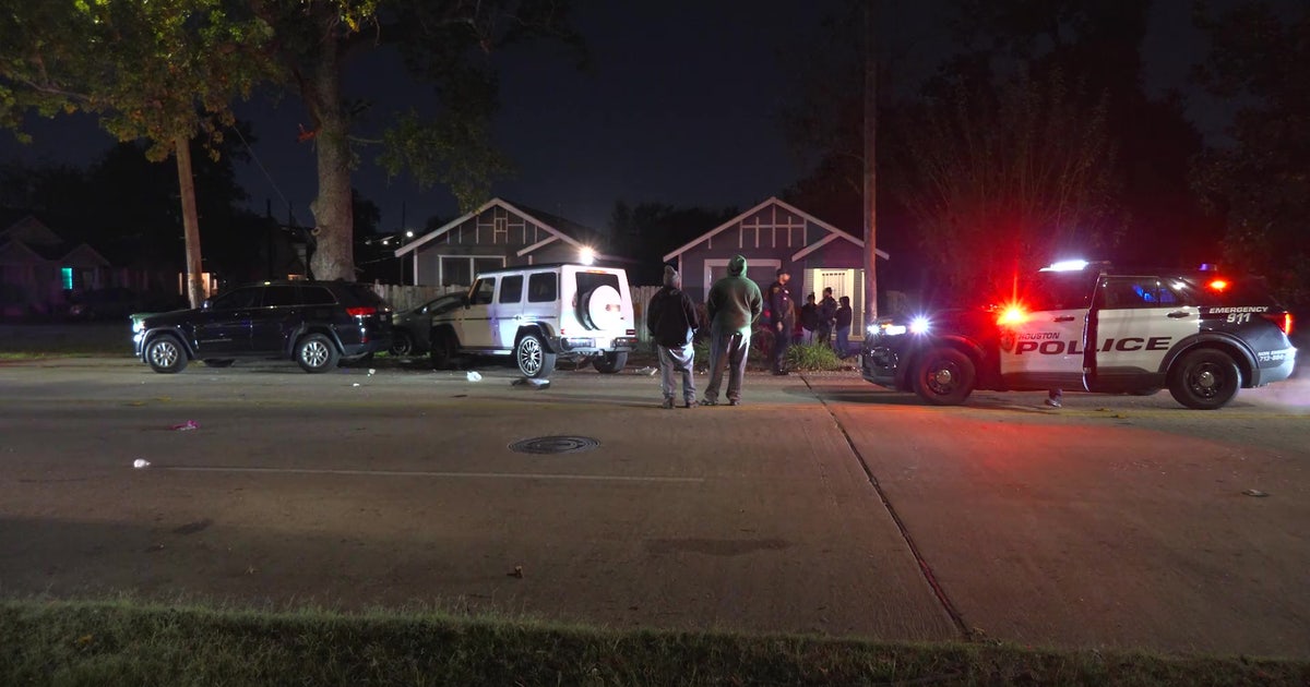 Woman walking in Houston's Third Ward hit, killed by SUV that crashed ...