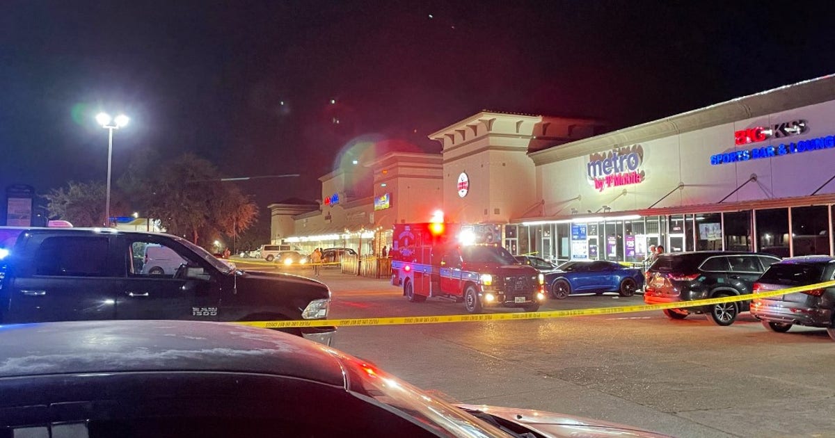 Cullen shooting: Person killed in shopping center, police investigating ...