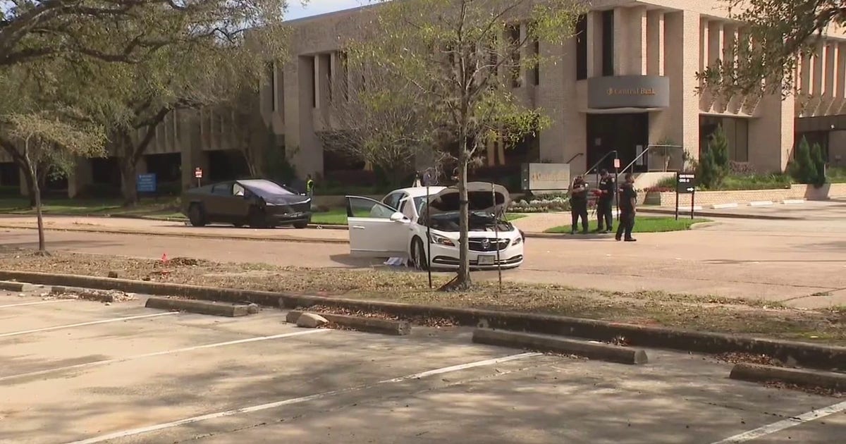 2 women killed, 2 injured in Houston crash between Cybertruck, car ...