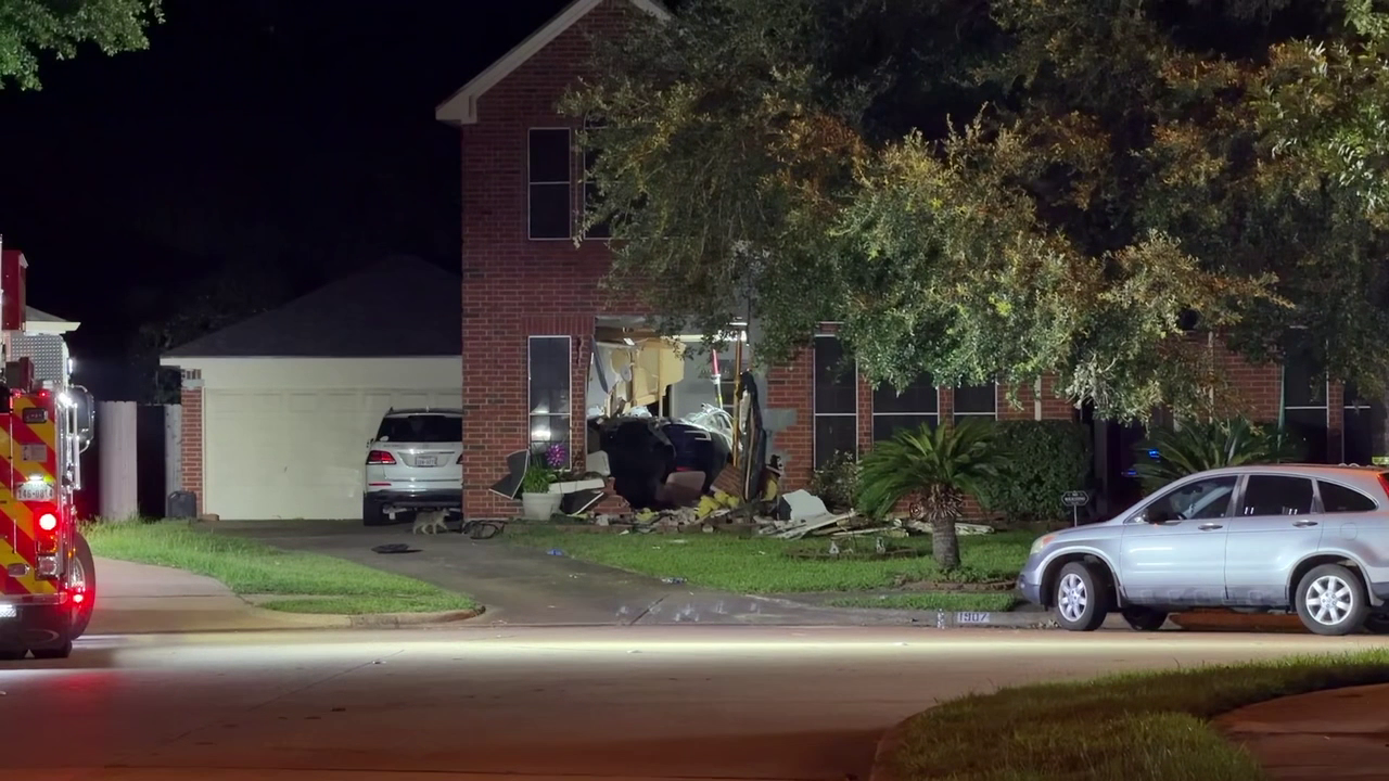 Katy Tesla crash: Tesla sued after fatal autopilot crash kills Texas ...