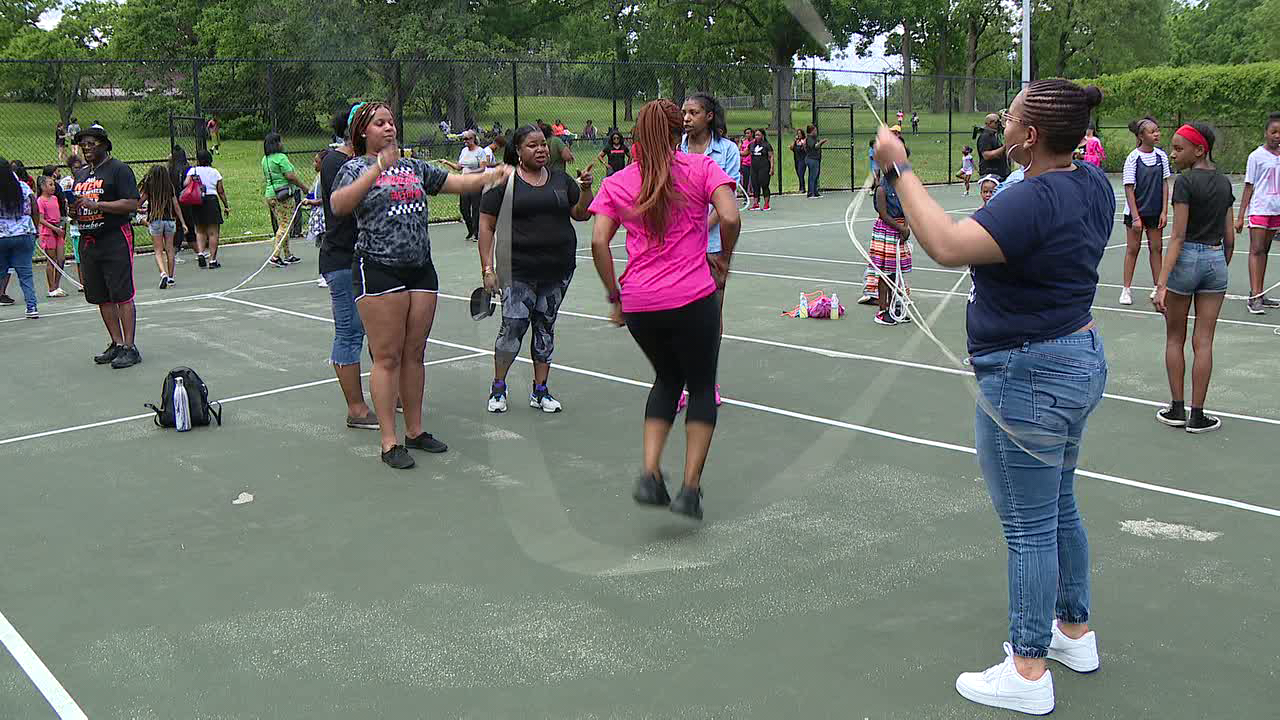 Philly Girls Jump in a Double Dutch Jump Off | FOX 29 News Philadelphia