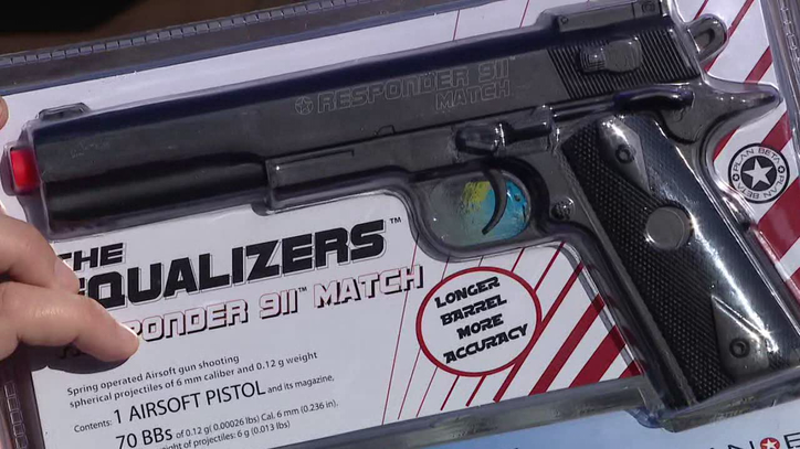 Parents outraged over realistic-looking toy guns at Dollar General ...