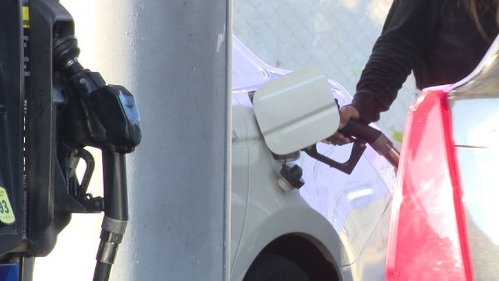 Philadelphia police warn of scam at the gas pump | FOX 29 News Philadelphia