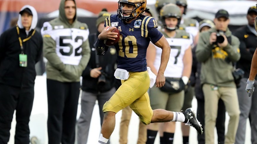 At Army-Navy game, President Trump touts new pro sports option | FOX 29 ...
