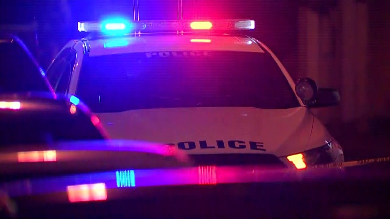 Police investigating 2 deadly shootings overnight in Philadelphia | FOX ... Police investigating 2 deadly shootings overnight in Philadelphia | FOX ...