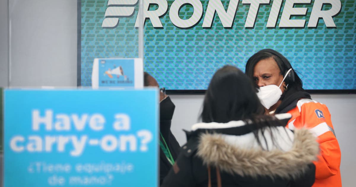 Frontier Airlines disconnects customer service phone line | FOX 29 ...