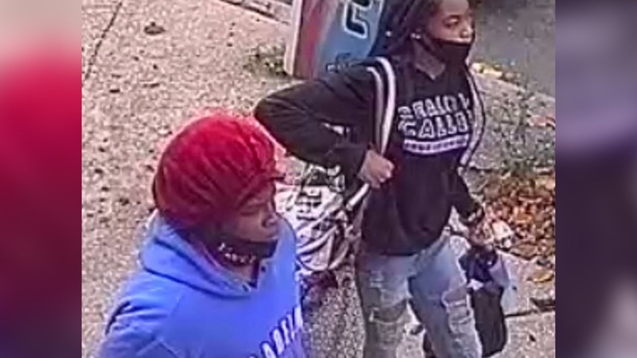Police 2 Young Women Caught On Video Robbing Philadelphia Beauty Store