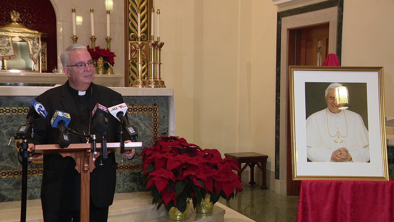 Roman Catholics in Philadelphia and around the world mourn Pope ...