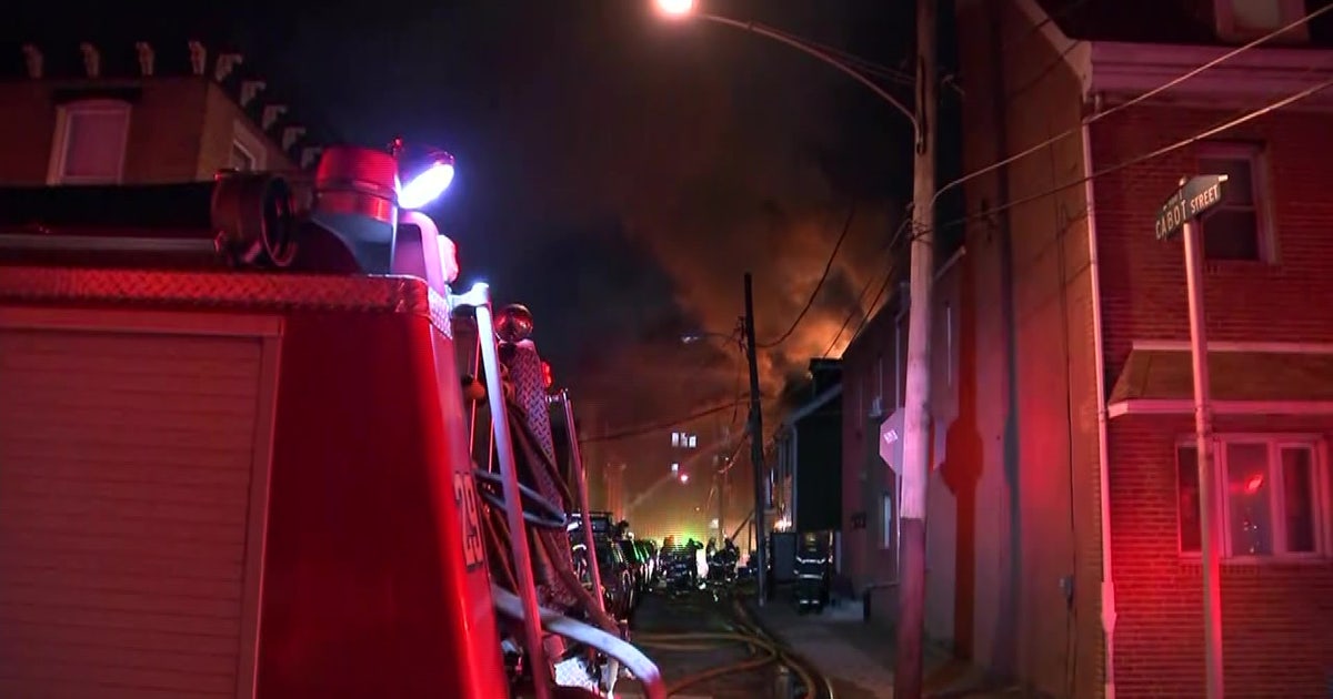 7 residents displaced after flames erupt in Fishtown fire, police say ...