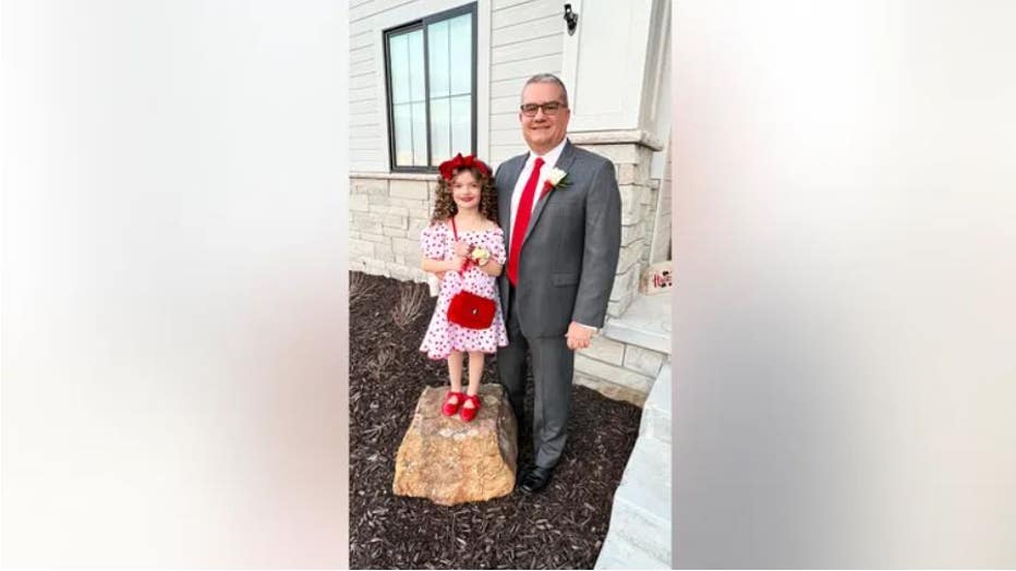 Girl In Nebraska Brings Her Grandpa To Daddy Daughter Dance They Had