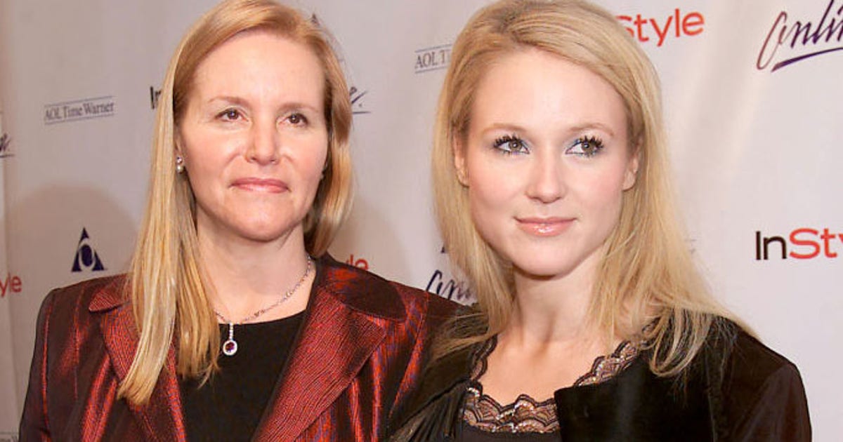 Jewel says her mother 'embezzled' over $100M from the singer | FOX 29 ...