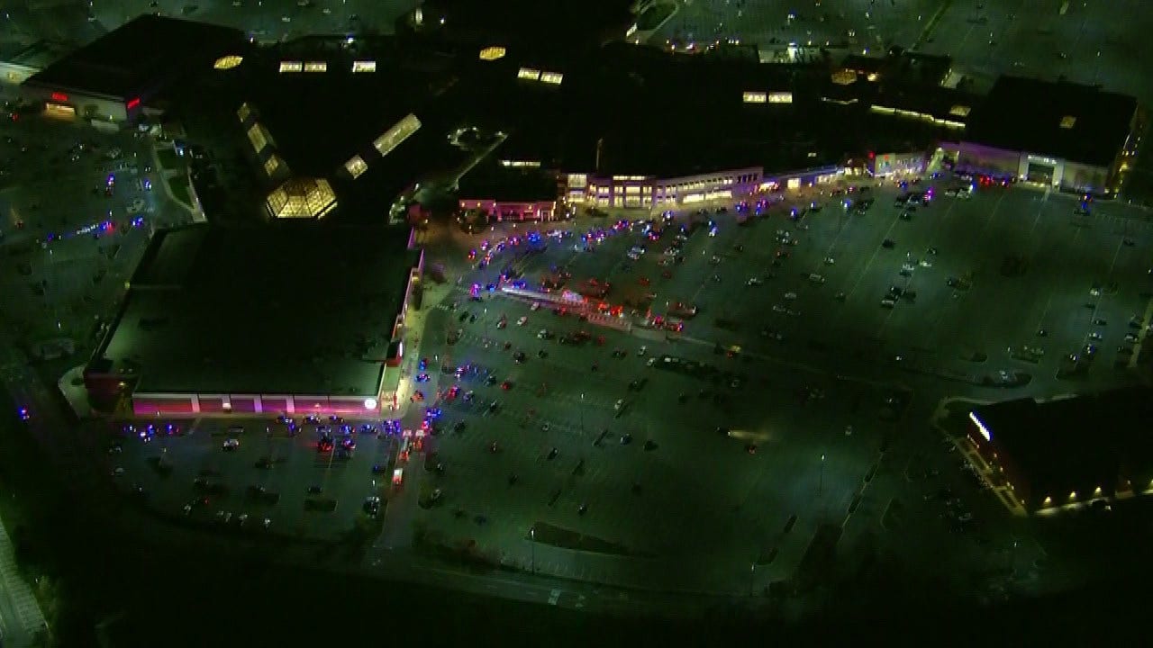 Christiana Mall Shooting: DSP confirm 3 shot, 5 others injured in fight ... Christiana Mall Shooting: DSP confirm 3 shot, 5 others injured in fight ...
