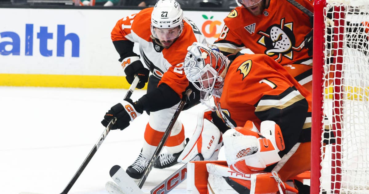Noah Cates extends goal-scoring streak to 5 games as Flyers beat Ducks ...