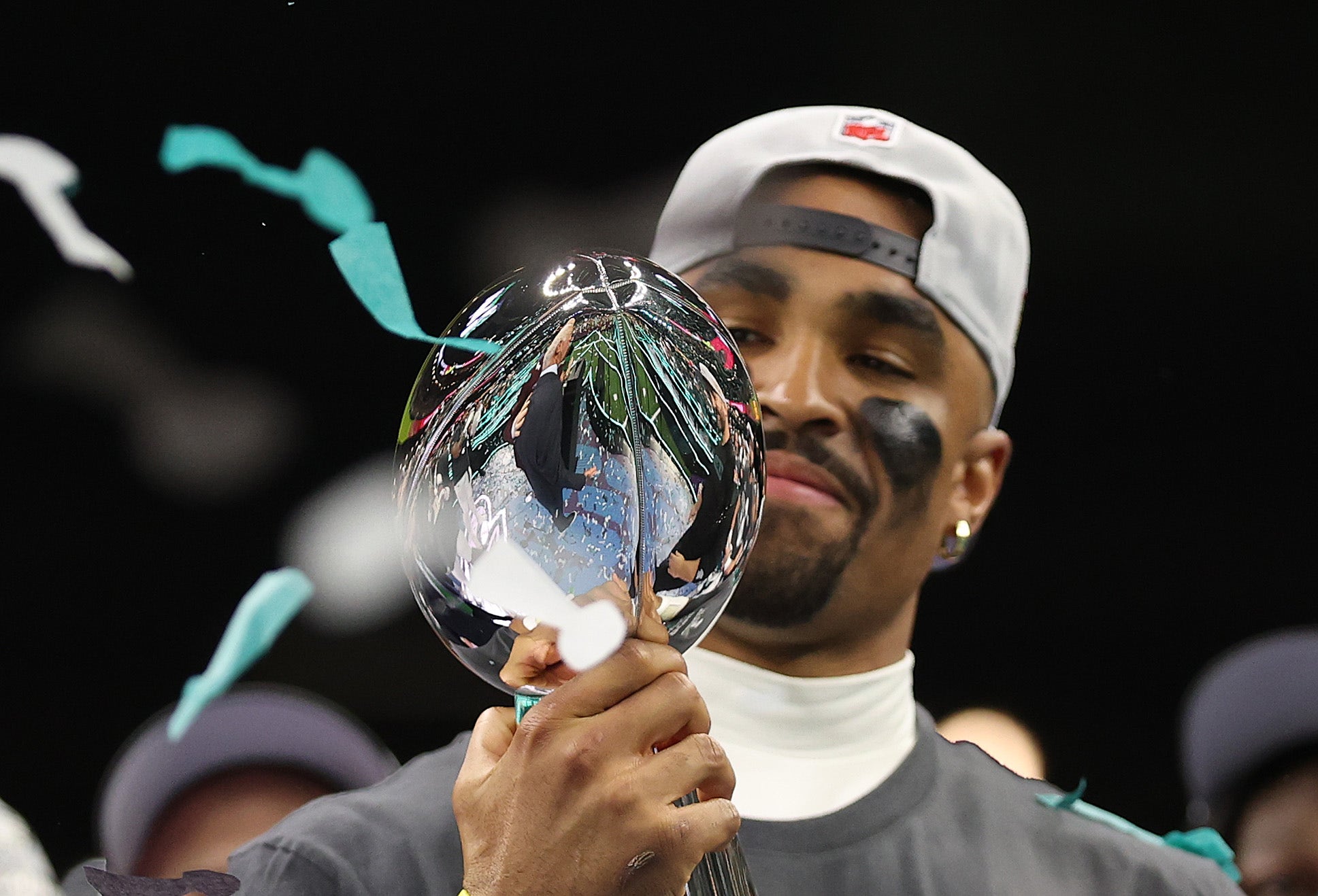 Eagles win Super Bowl LIX, dominate Chiefs 40-22 | FOX 7 Austin