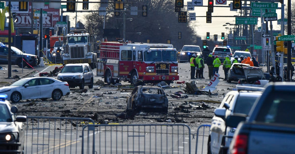 Philly plane crash: Number of injuries climbs to 24 in medevac plane ...