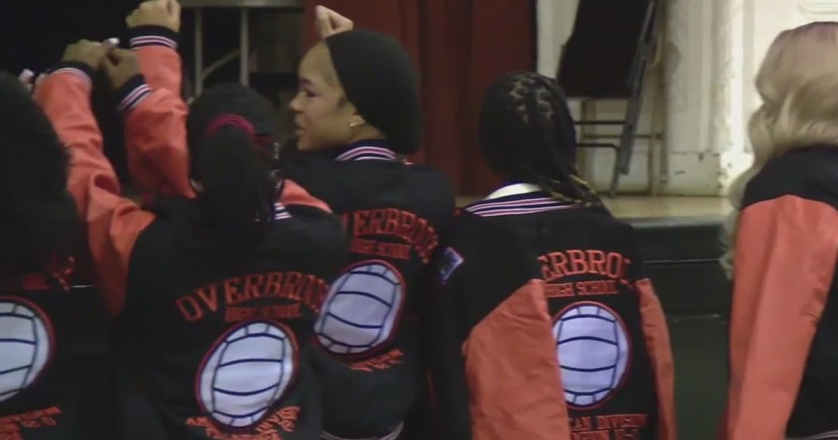 Girls volleyball team at Overbrook High celebrates undefeated season ...