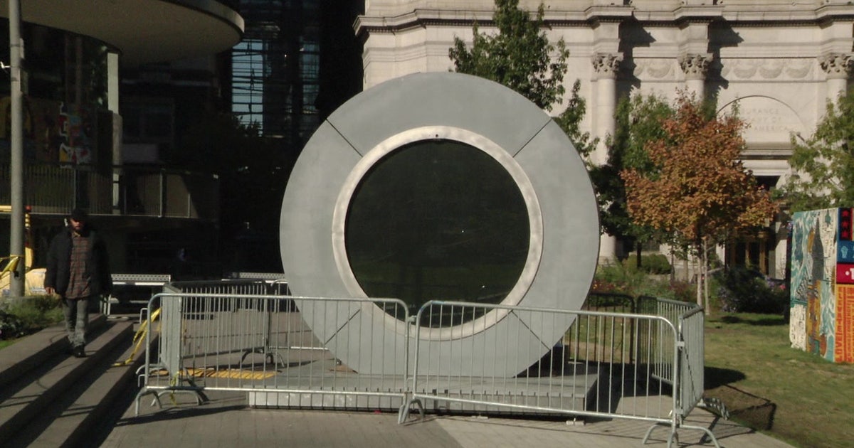 Philadelphia Portal powered back on in LOVE Park after vandalism ...