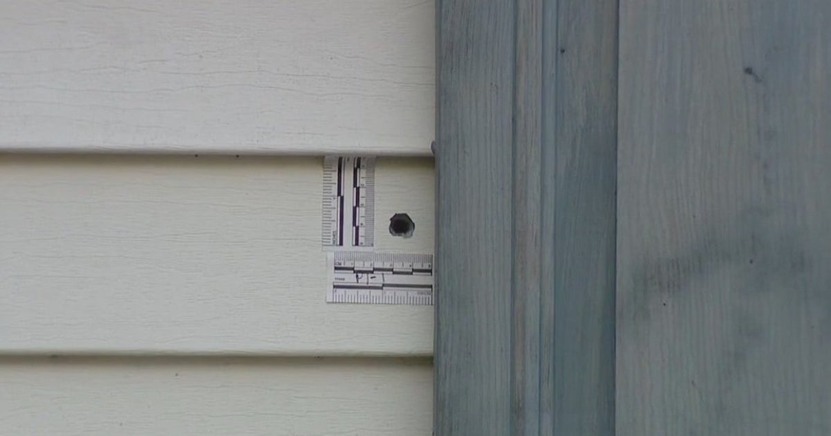 3 homes struck by gunfire in Newark community as large group seen ...
