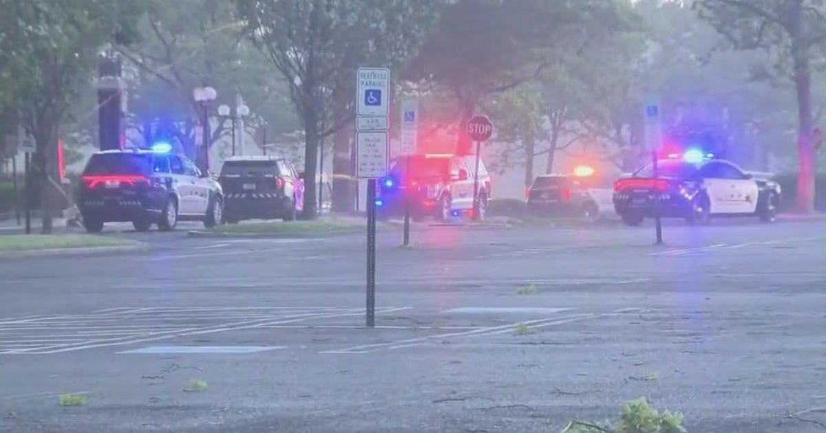 Shooting incident at Oxford Valley Mall injures 1; suspect sought ...