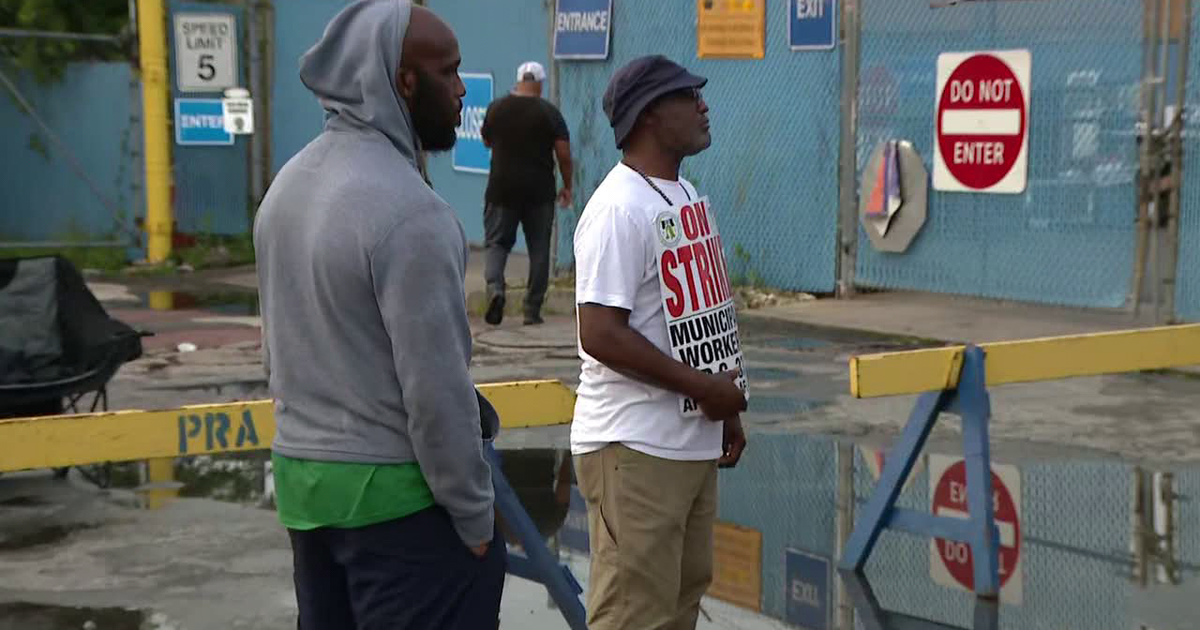 Philly strike: DC 33 goes on strike after no deal reached with city ...