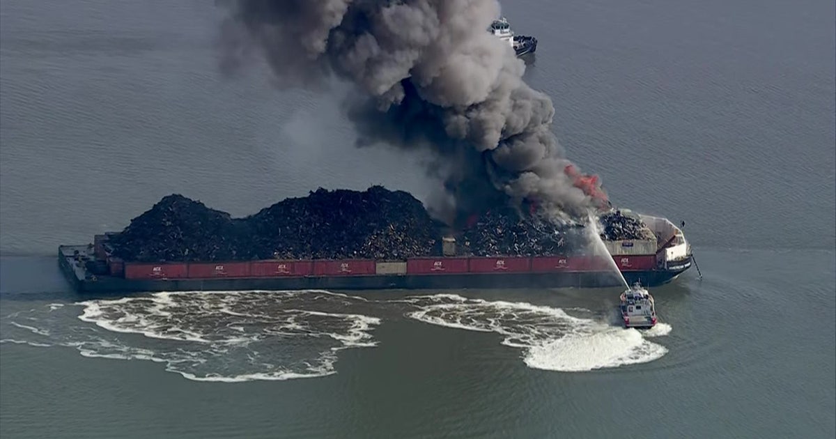 Delaware River barge fire: Crews tackle fire on scrap metal barge | FOX ...