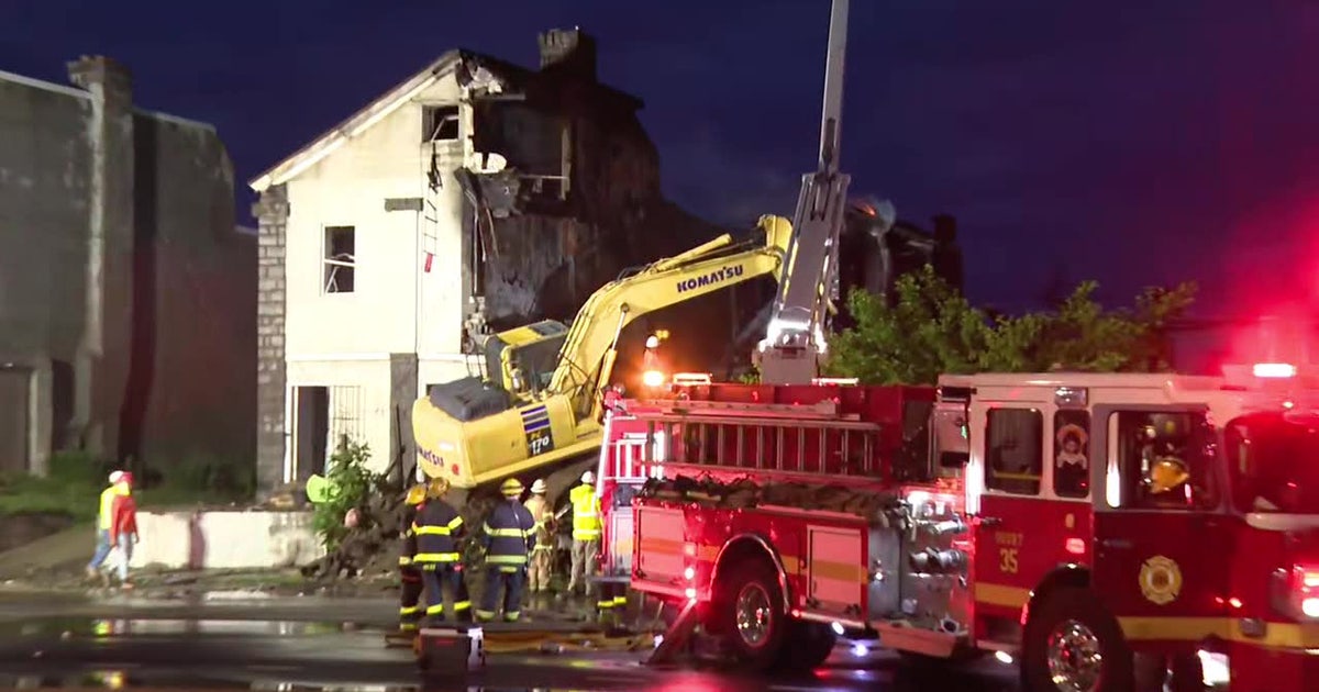 1 dead, 4 injured in Philadelphia rowhome fire | FOX 29 Philadelphia