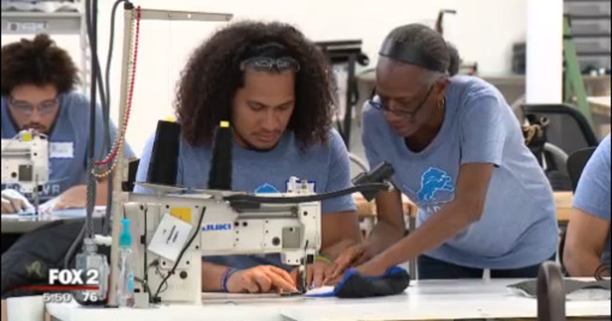 Lions rookies team up with Empowerment Plan to help homeless | FOX 2 ...
