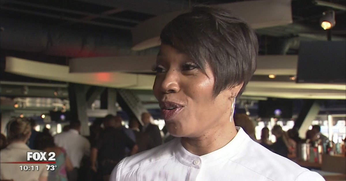 DPD says farewell to Renee Hall as she leaves to be Dallas' top cop ...