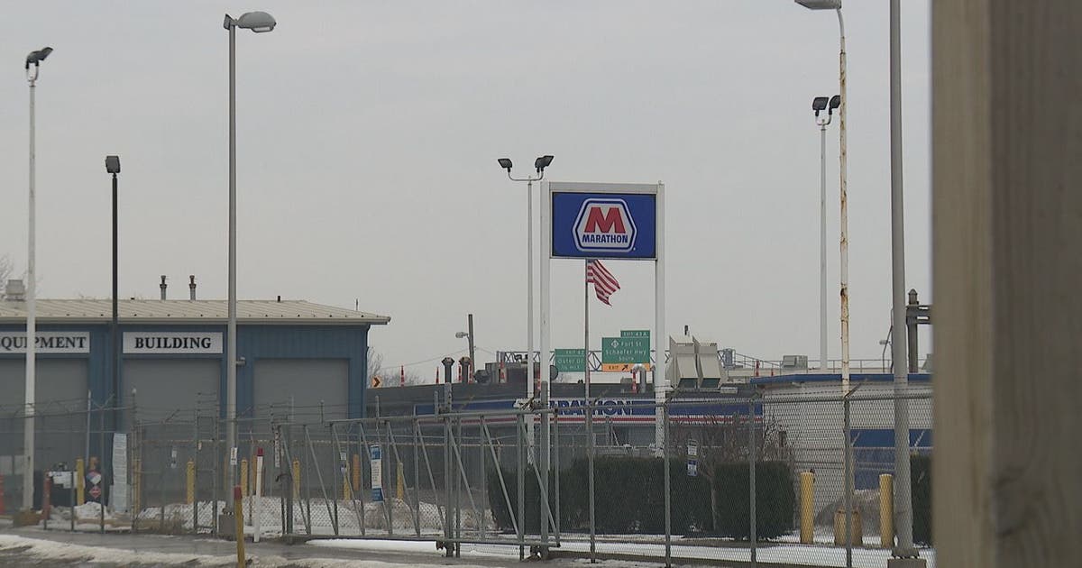 Detroit Marathon refinery strike ends with 7-year agreement | FOX 2 Detroit