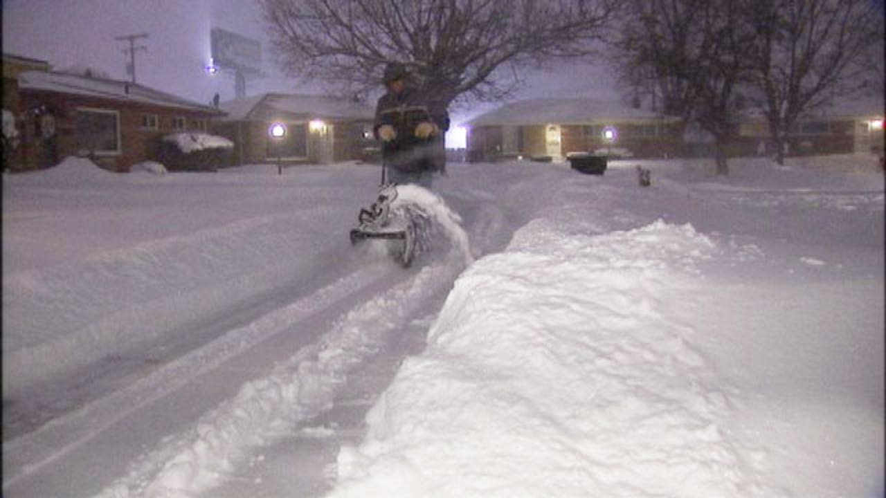 Super Snow Sunday: 3rd highest snowfall total in Detroit history | FOX ...