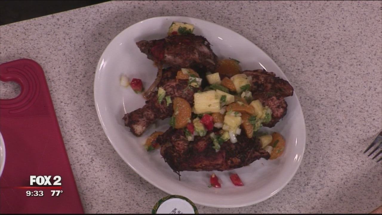 Chef Max Hardy cooking for CARE House | FOX 2 Detroit