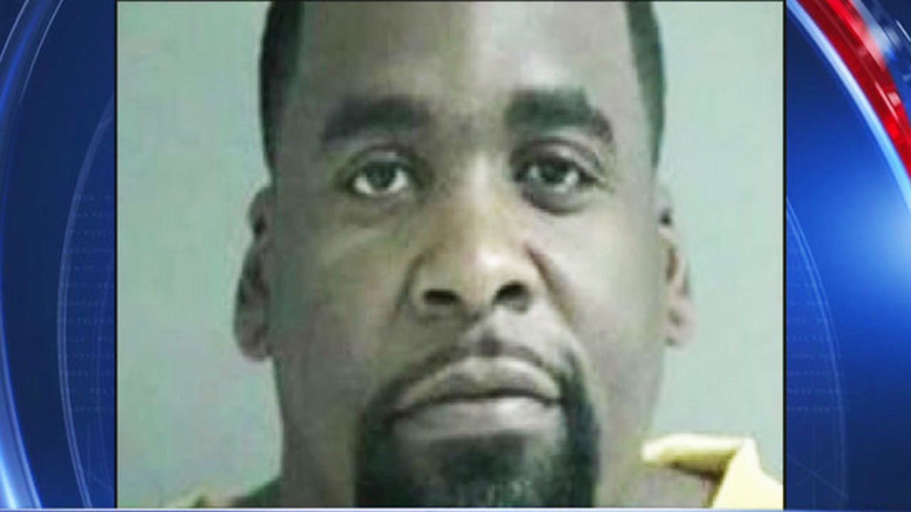 Kwame Kilpatrick to return to Detroit for hearing to overturn sentence