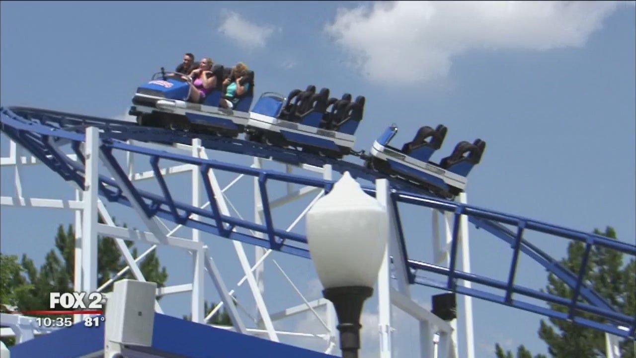 Out and about at C.J. Barrymore's | FOX 2 Detroit