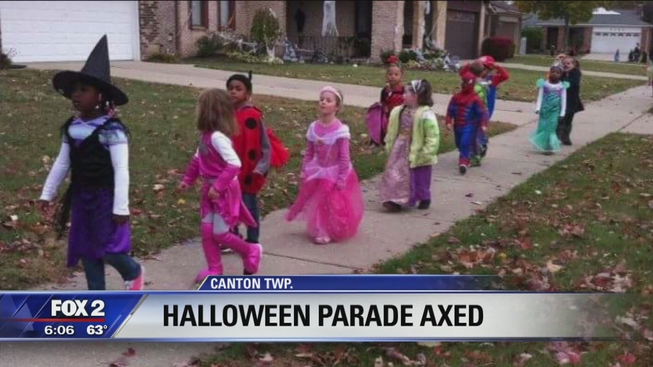 Parents Outraged After School Cancels Halloween Parade Ending 30 Year