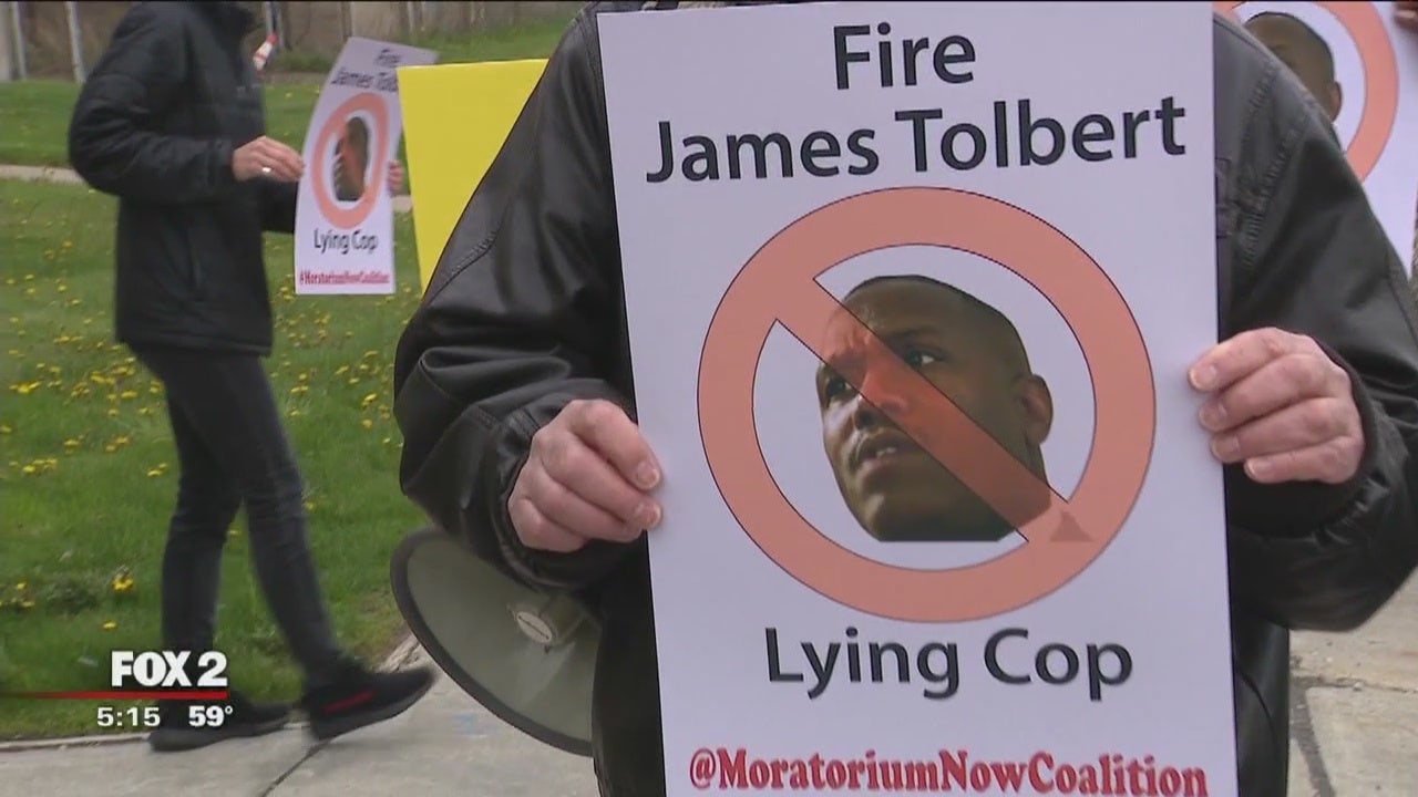 Protesters denounce hiring of James Tolbert as Highland Park deputy ...