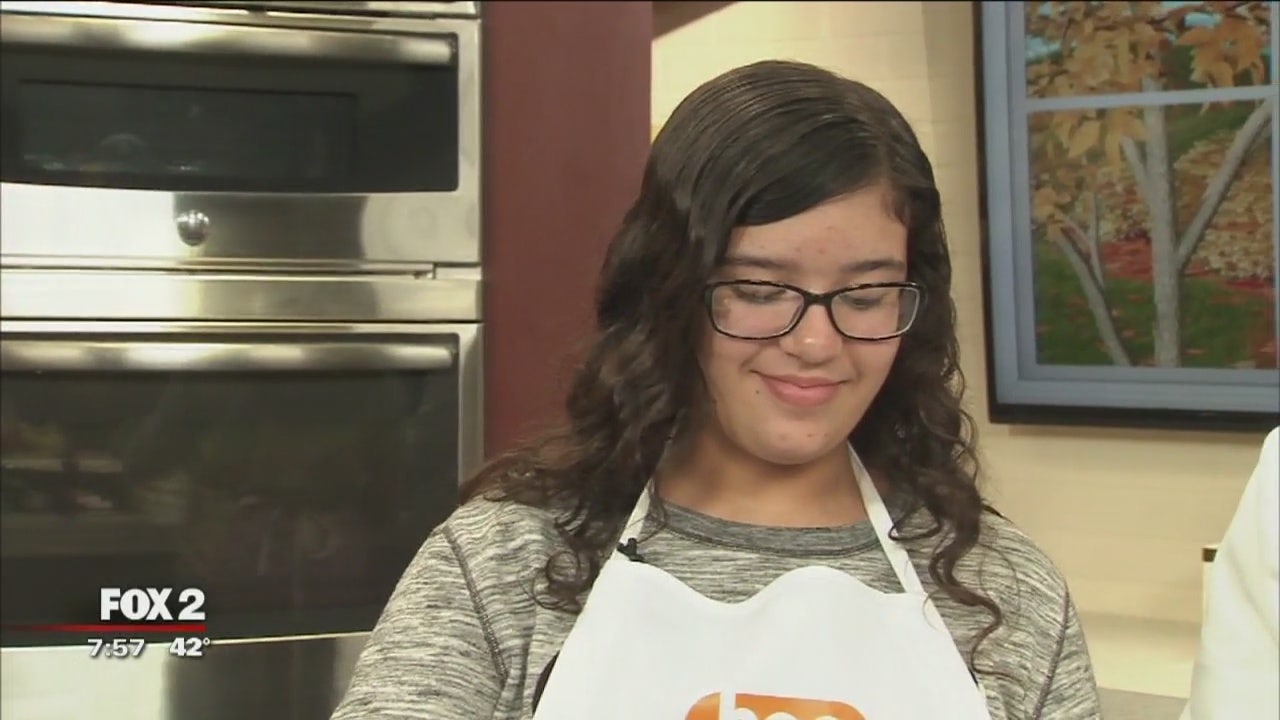 Ready, Set, Cook: Apple Stuffing Muffins | FOX 2 Detroit